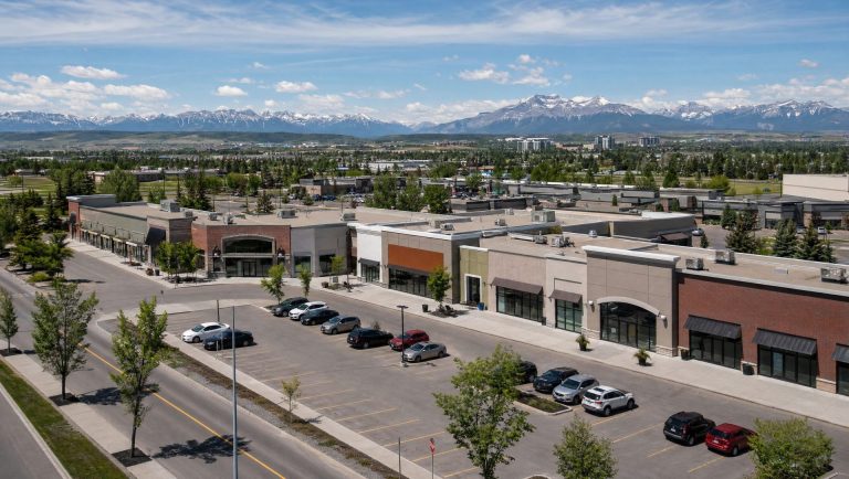 Calgary Retail Strip Mall Leasing Trends: 2026 Market Analysis